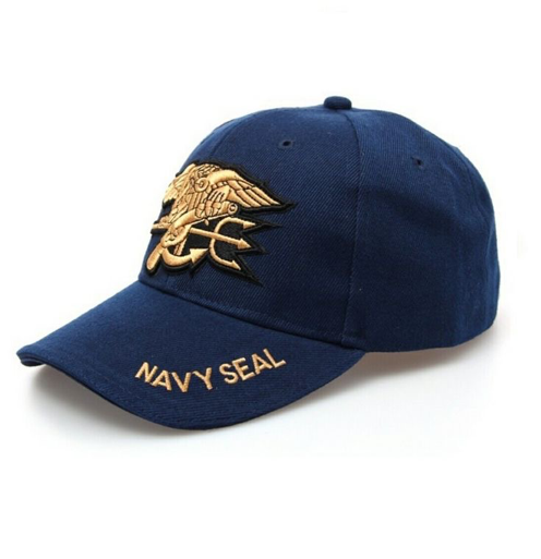 Topi Sebagai Strategi Efektif untuk Meningkatkan Brand Awareness